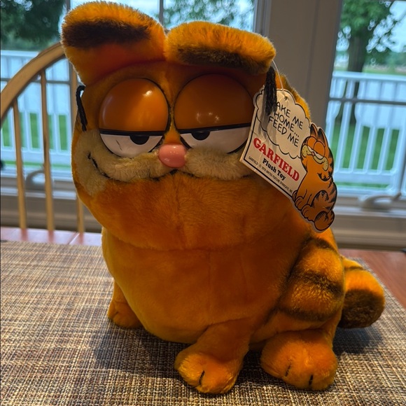 Dakin | Other | Vintage Garfield Plush Toy 981 | Poshmark